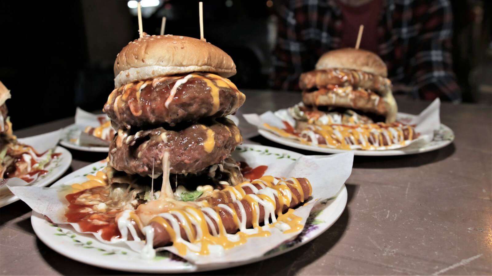 This Is The Cheesiest Burger Ever! - Munch