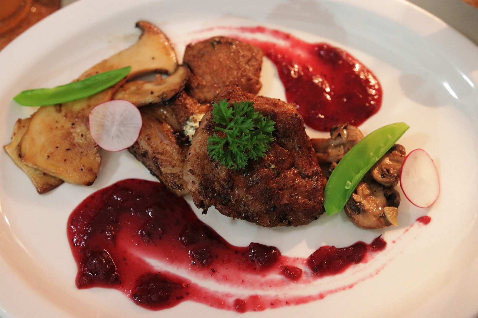 KL's Best Kept Secret Social Club! - Munch